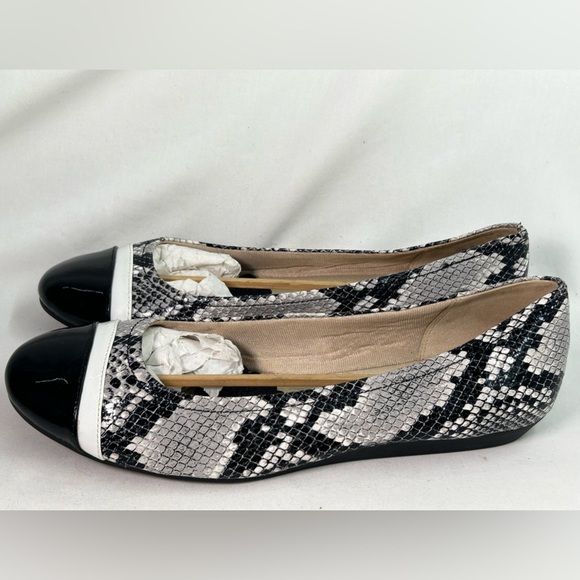 Life Stride | Shoes | Life Stride Velocity With Memory Foam French Sole ...